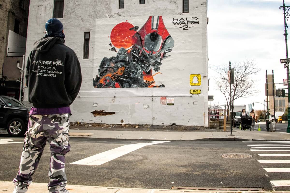 Microsoft Brilliantly Uses Graffiti Art To Help Promote 'Halo Wars 2 ...